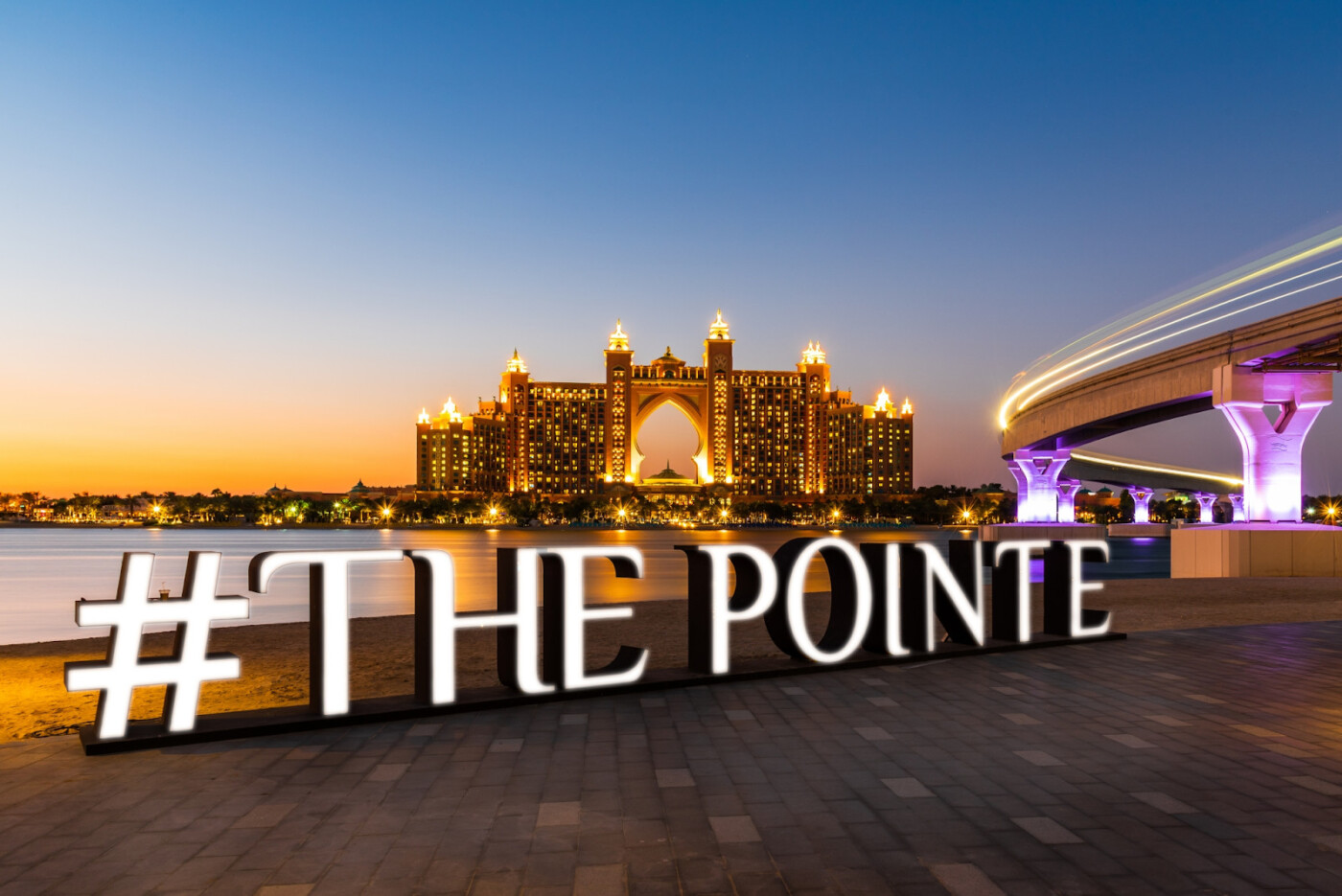 The Pointe Dubai: Place There are You Can Find Many Shops and Restaurants