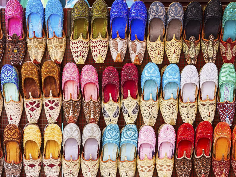 Karama Market Dubai: Guide to the Famous Fake Market & Bargain Shopping